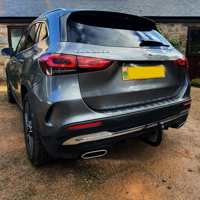 Mercedes gla tow bar store